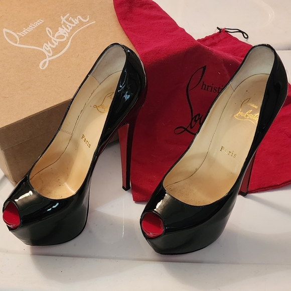 Christian Louboutin | Shoes | Louboutin Highness 6mm Black Patent ...